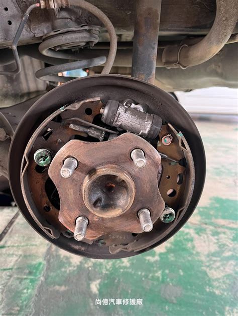 尚億汽車修護廠 尚億汽車修護廠 Added A New Photo — At 尚億汽車修護廠