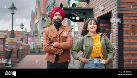 Galwakdi From Left Tarsem Jassar Wamiqa Gabbi 2022 © Omjee Star