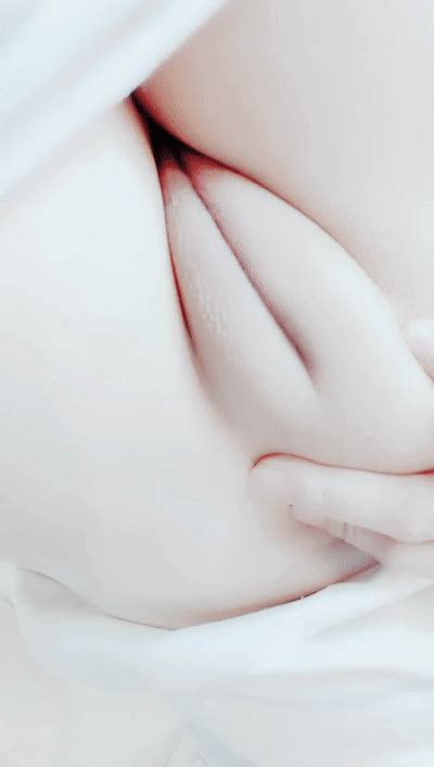 Meaty Teen Pussy Smokey1125