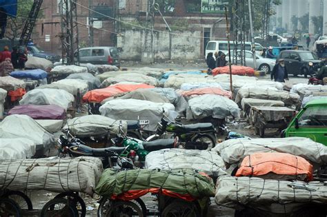 In Pictures First Spell Of Winter Rains In Pakistan Pakistan Dunya