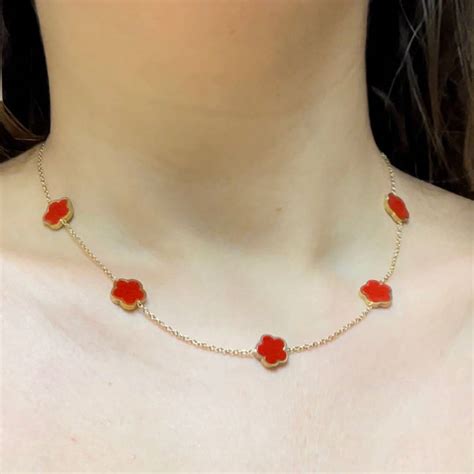 ტიტანის ყელსაბამი