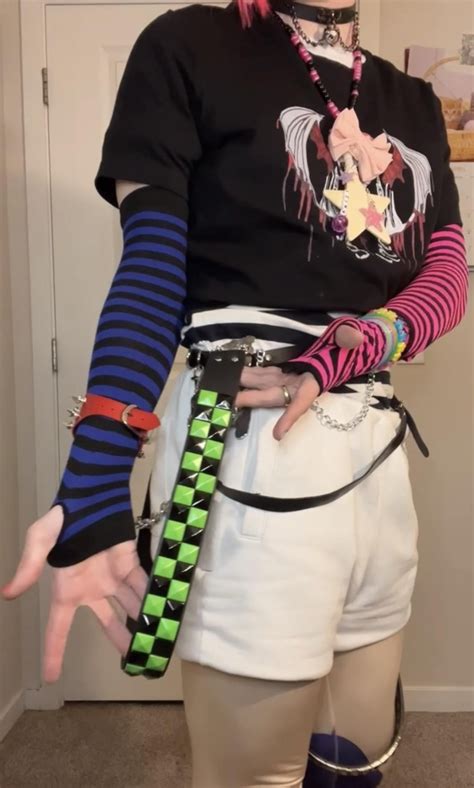 Self Posting More Details Of My Cosplay Of Ashleys Casual Outfit