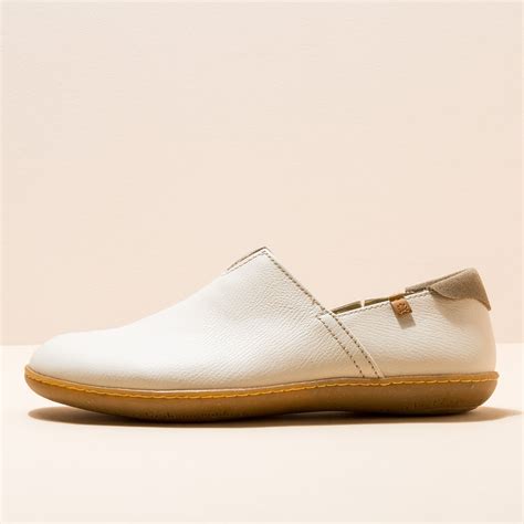 El Naturalista | New Collection | Sustainable Design and Quality ...