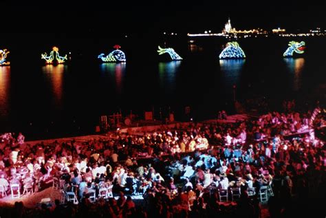 Behind The Scenes Of Disneys Electrical Water Pageant The Main