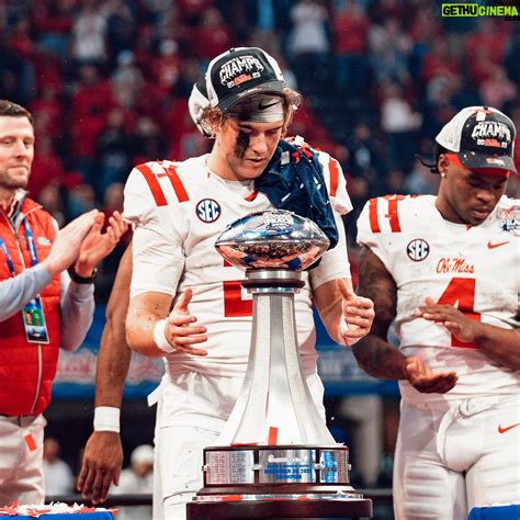 Jaxson Dart Wiki Biography Age Gallery Spouse And More