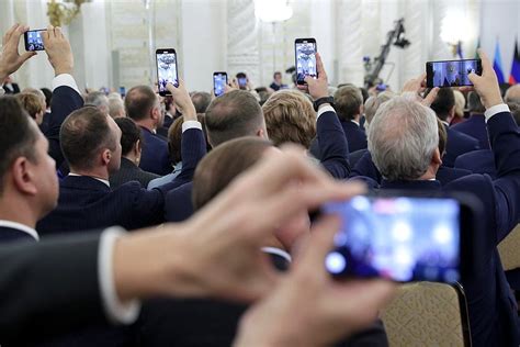 Церемония подписания договора о вступлении в состав России новых территорий