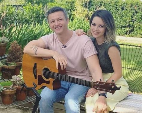 Conheça a mansão onde Sandy e Lucas Lima moravam em Campinas antes da