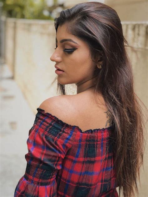 Yashika Anand Wallpapers Top Free Yashika Anand Backgrounds