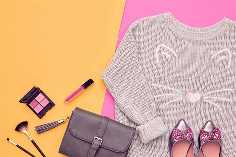 7 Tips For Photographing Flat Lay Clothing Like A Pro