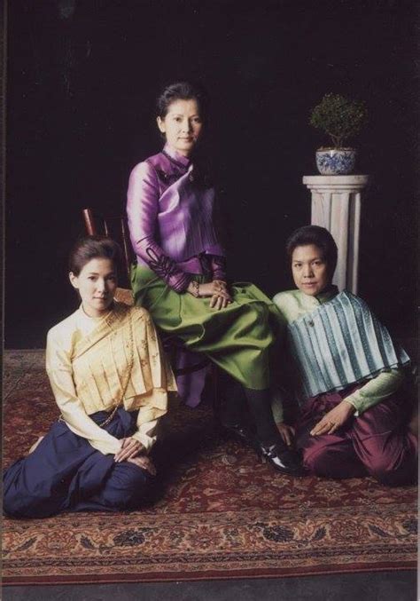 Madame Somboon บทสนทนาในเรื่องสีแผ่นดิน