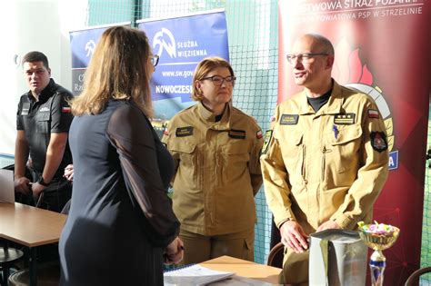 TARGI PRACY W STRZELINIE Komenda Powiatowa Państwowej Straży Pożarnej