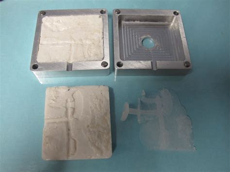 Easycast Urethane Injection Mold Test 1 Model B 100 Injection
