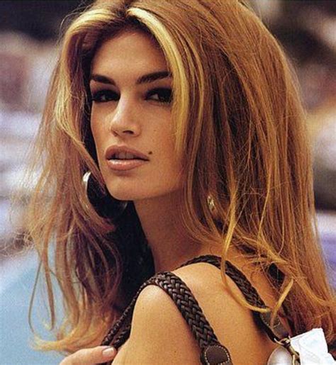 Young Cindy Crawford Golden Brown Hair With Chunky Blonde Money Piece