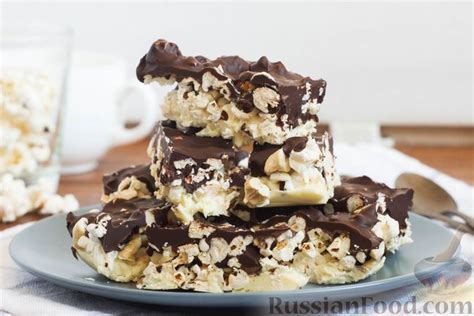 Рецепт Шоколадные батончики с попкорном и кешью на
