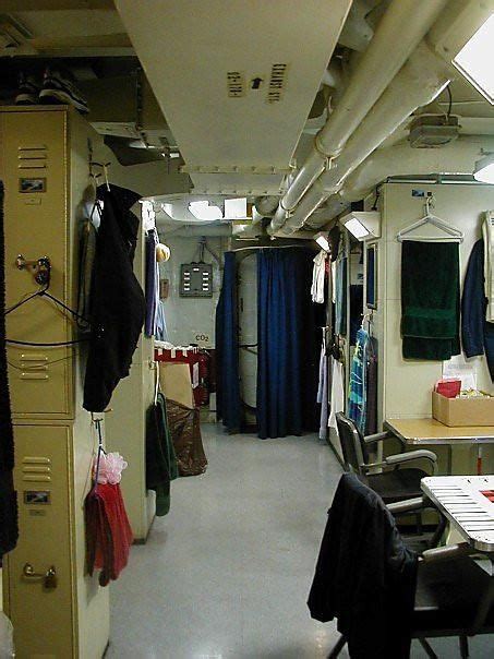 Us Navy Aircraft Carrier Berthing