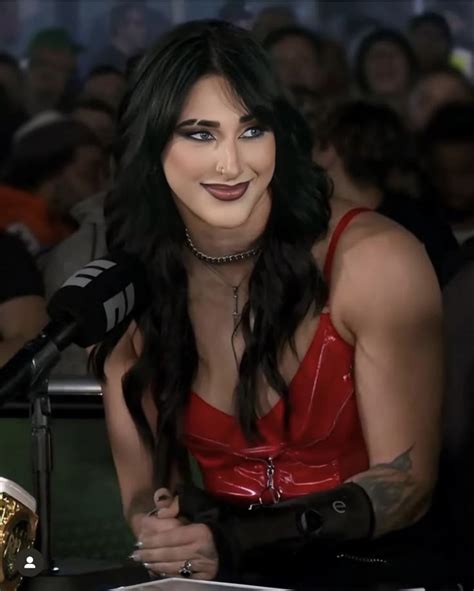 Pin De Marie En Rhea Ripley Famosas Guapas Wwe Chicas Mujeres G Ticas