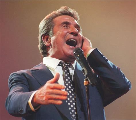 Gilbert Bécaud Monsieur 100000 Volts Soirmag