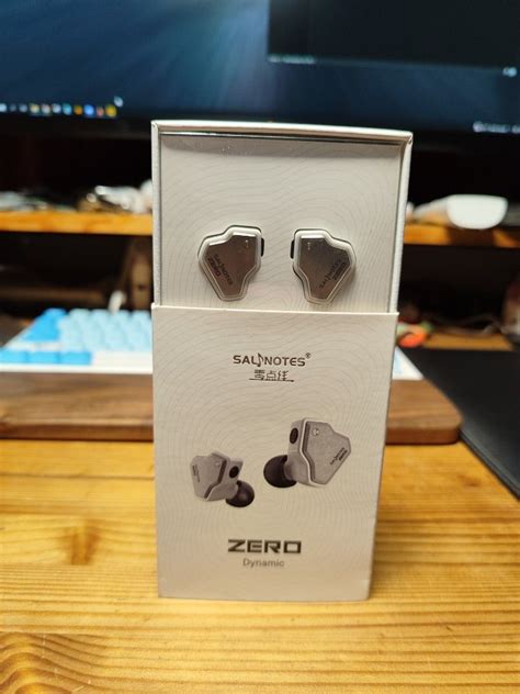 7hz Salnotes Zero White Iem Earphones Audio Earphones On Carousell