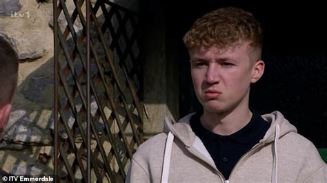 Emmerdale Fans Rejoice As Noah Dingle Exposes His Cousin Samsons Blackmail Plot To Charity