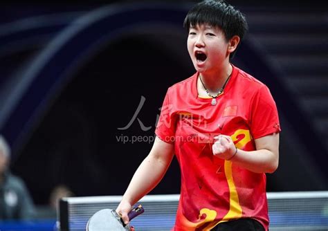 浙江杭州：中国选手孙颖莎获得亚运会乒乓球女单冠军 人民图片网