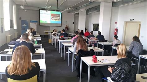 Step Ri Organizira Besplatne Online Radionice Iz Društvenog