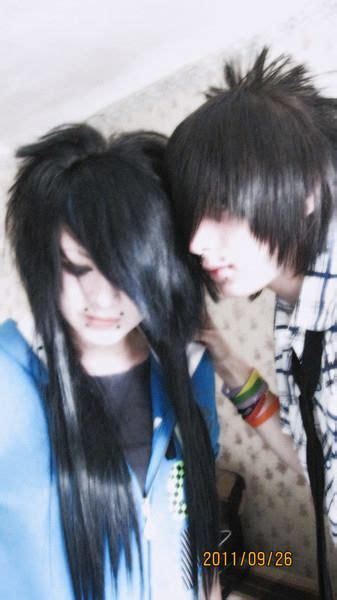 Pin By Xxmisamurderxx On Sceneemo Inspo Cute Emo Couples Cute Emo