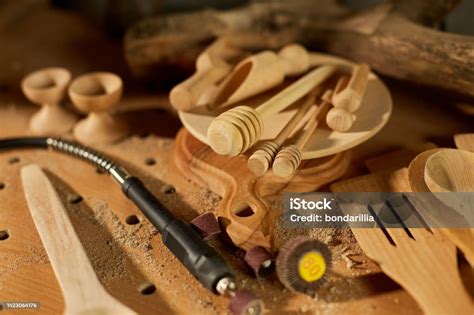 작업장의 나무기구 숟가락 조각 분쇄기 기계를위한 전동 공구 Graver가있는 작업장 공예 수제 기념품 사업 만들기 0명에 대한