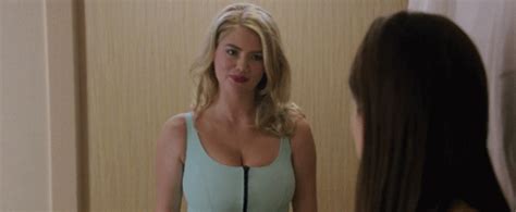 The Layover Con Alexandra Daddario And Kate Upton Si Nosolohd