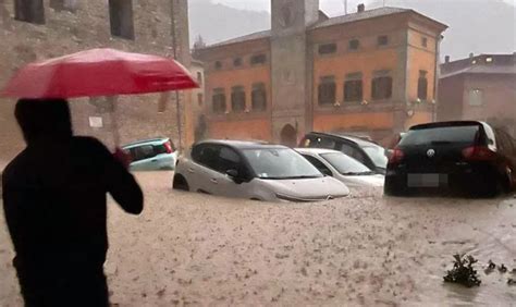 Inundaciones En Italia Dejan Al Menos Muertos Ruta