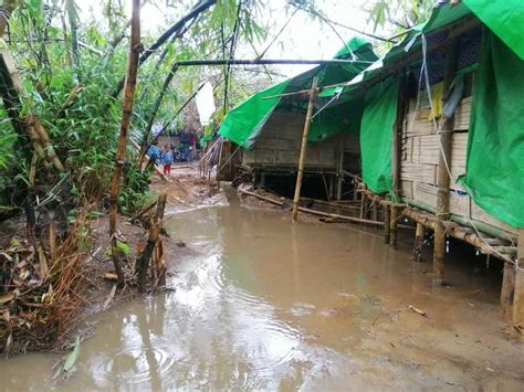 အင်ဂျန်းယန်မြို့နယ် ဘွမ်ရာယန်စစ်ရှောင်စခန်းတွင် ရေကြီးရေလျှံမှုကြောင့် သောက်ရေခက်ခဲနေ The 74 Media