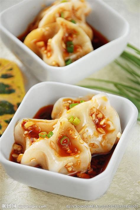 水饺蘸醋