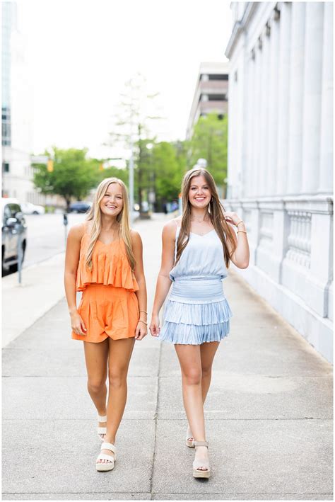 Ansley Avery Dotson Senior Portraits In Birmingham Al