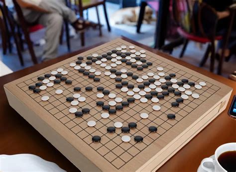 The Complete Guide To Playing Go Rules Strategy And History