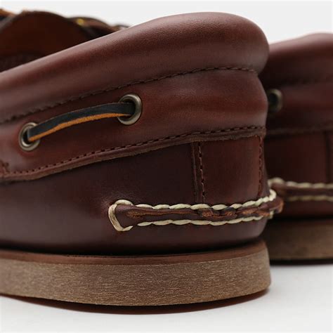 Authentic Classic Boat Shoe For Men In Brown