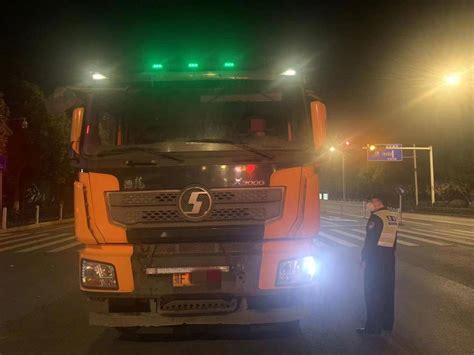 襄城警方多措并举筑牢冬季道路交通安全防线 湖北日报新闻客户端
