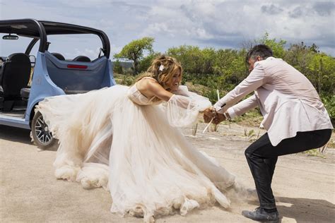“bodas De Plomo” La Nueva Película De Jennifer Lopez Ya Tiene Trailer