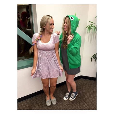 9 Ideas De Pascal Rapunzel Disfraces Halloween Disfraces Disfraz