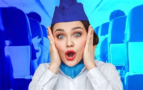 زوجان يمارسان الجنس أمام المسافرين في طائرة شاهد وطن يغرد خارج السرب