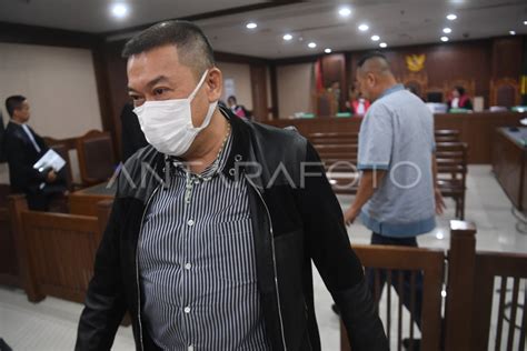 Sidang Perdana Korupsi Lahan Pulogebang ANTARA Foto