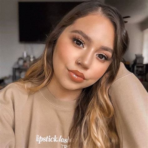 Pin De Alamar Cosmetics En Las Desnudeas Lip Products
