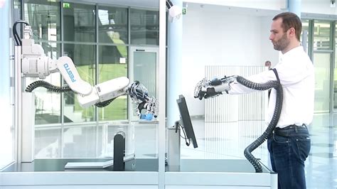 Meet The Exohand — Future Blink Mashable