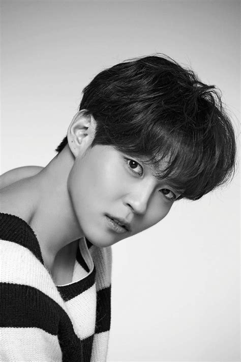 Woosung The Rose Coiffure Ado Coiffure