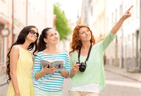 How Much To Tip A Tour Guide Read This First Dude Thanks