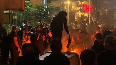 ¿por Qué Protestan Las Mujeres En Irán