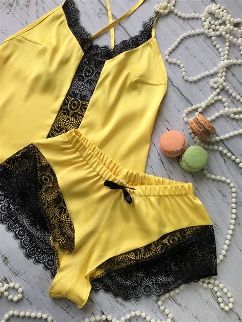 Que Bello Jolie Lingerie Lingerie Outfits Pretty Lingerie Beautiful
