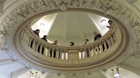 Palacio Porteño El Presente De Una Joya Arquitectónica De 100 Años Y