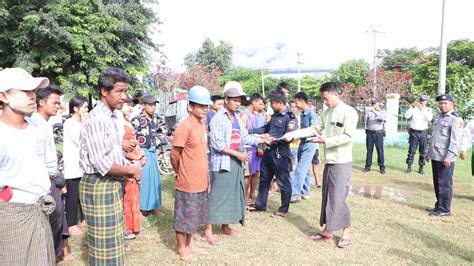 ဟိုပန်မြို့၌ ယာဥ်စည်းကမ်း၊ လမ်းစည်းကမ်းဆိုင်ရာ အသိပညာပေး ဟောပြောခြင်းန