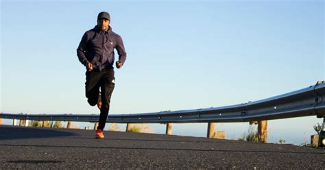 Improving Your Downhill Running Technique Tips And Training Ideas
