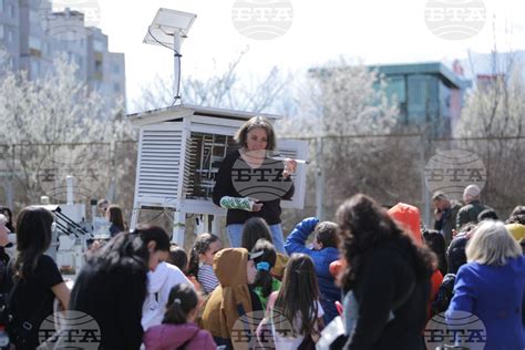 Ден на отворените врати ще се състои днес в Националния институт по метеорология и хидрология в