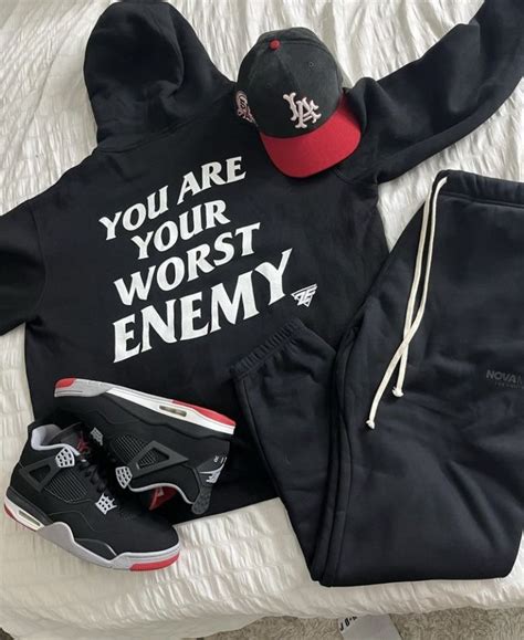 Pin By Chinelo Santschi On Jordan 4 Bred Outfit Streetwear Men